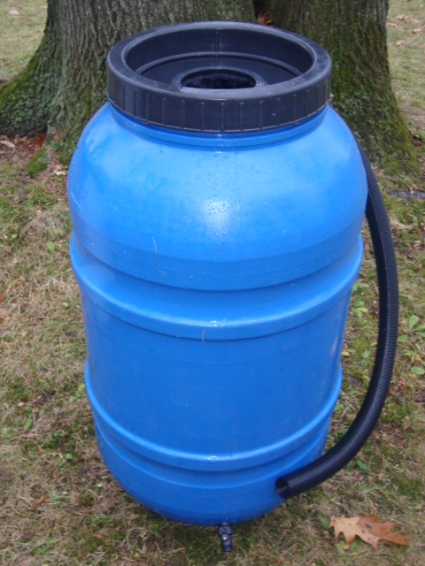 Blue Rain Barrel 220L / 55 Gallon - Universal Downspout Rain Diverter ...